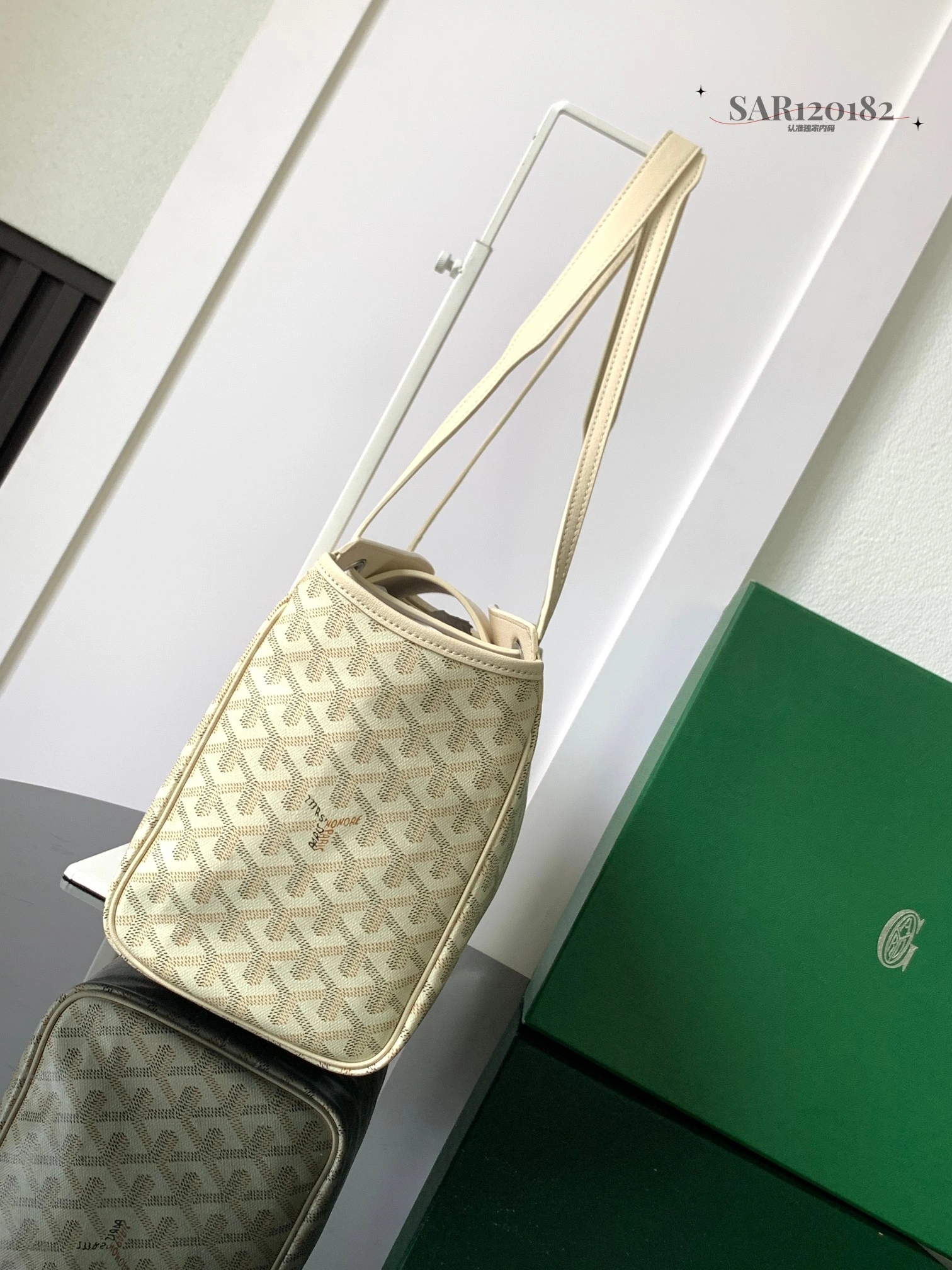 Cut-rate Goyard Shopping Bags