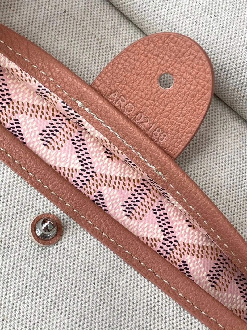 Budget-friendly Goyard Shopping Bags