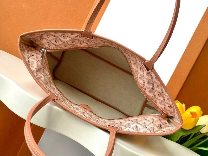 Inexpensive Goyard Shopping Bags