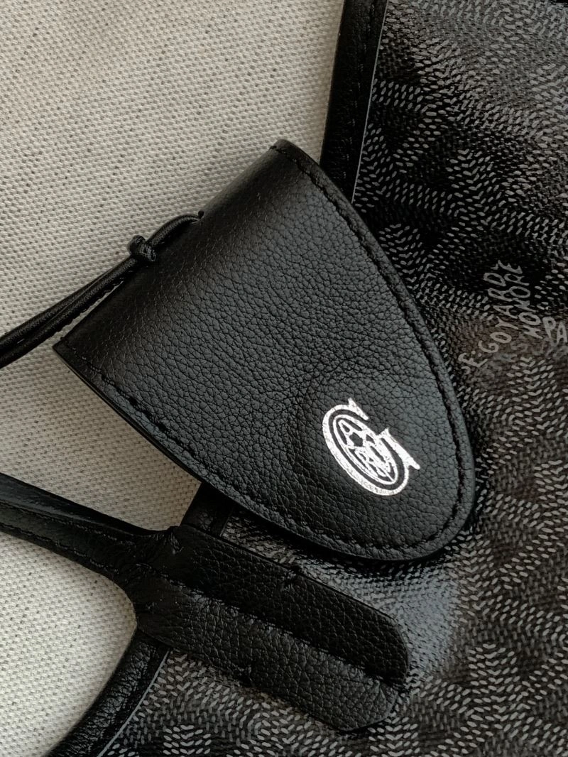 Reasonably priced Goyard Shopping Bags