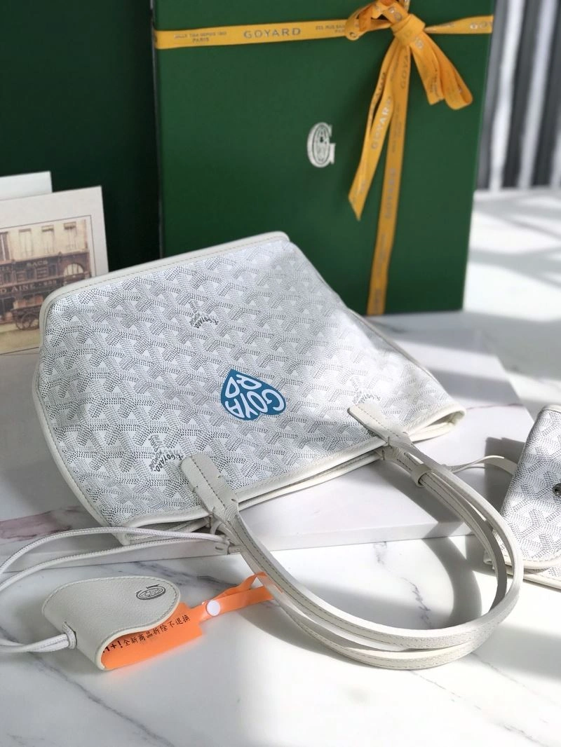 Reasonably priced Goyard Shopping Bags