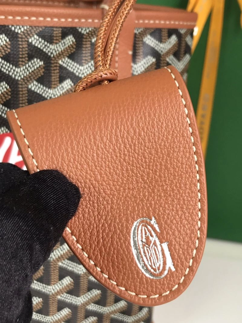 Budget-friendly Goyard Shopping Bags