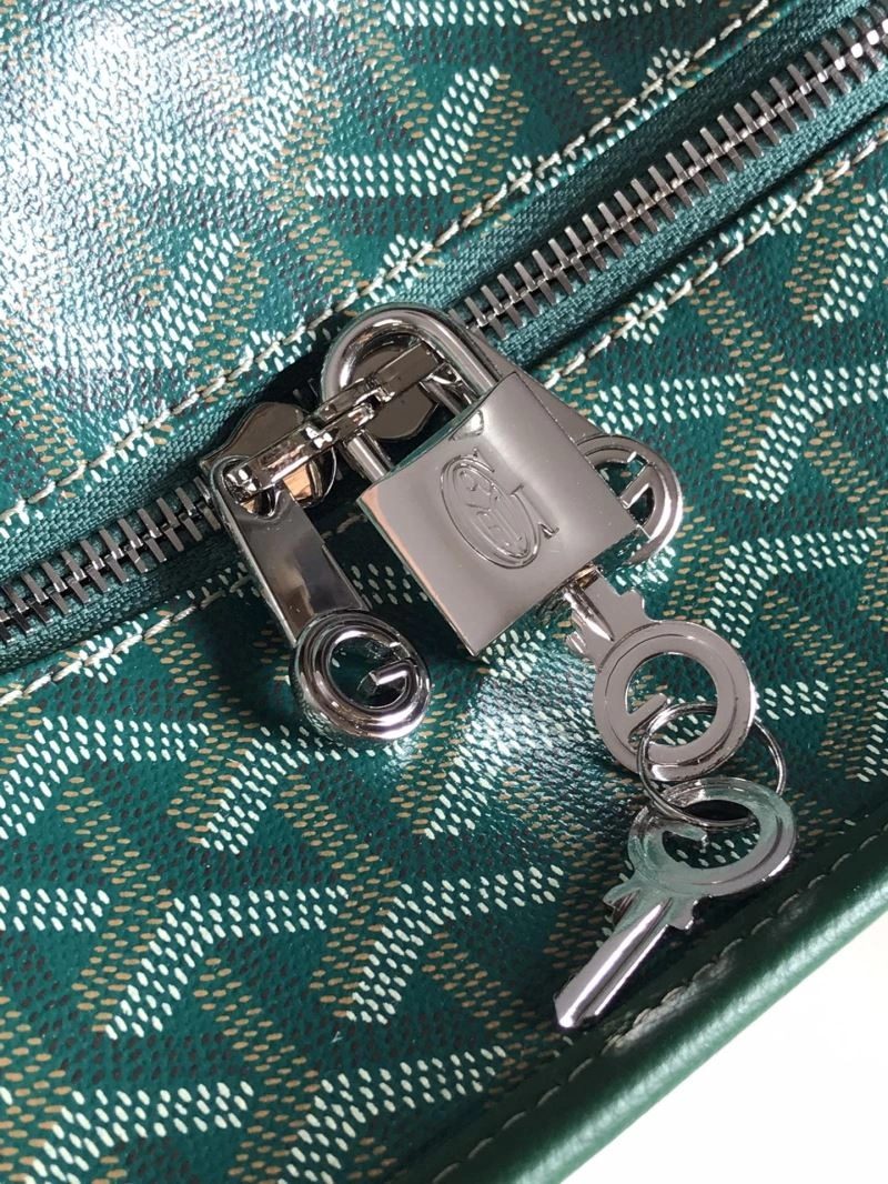 Value-priced Goyard Shopping Bags
