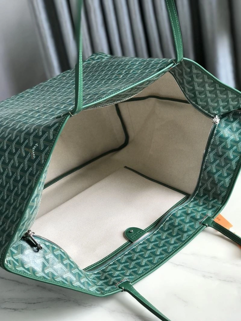 Value-priced Goyard Shopping Bags