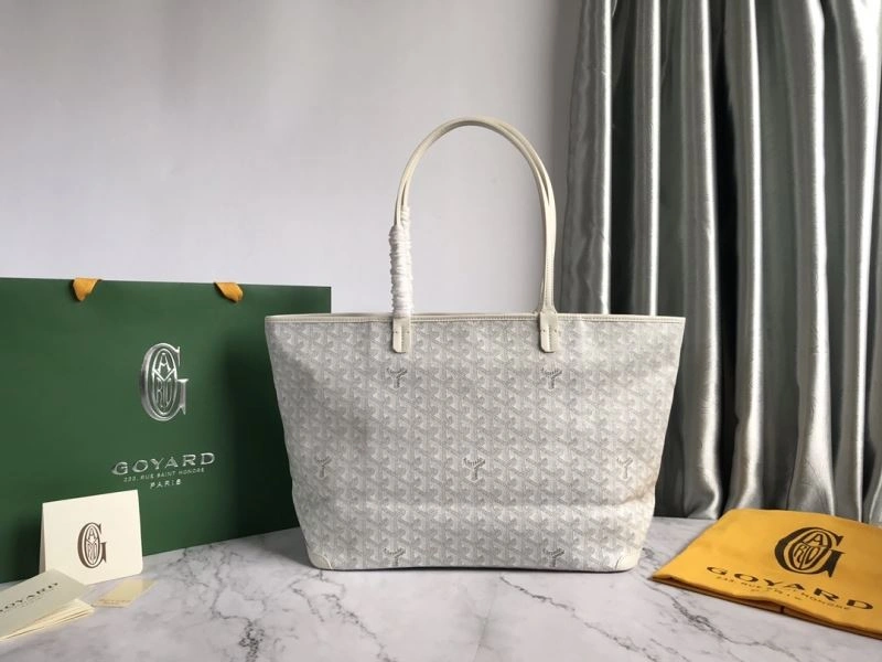 Goyard Shopping Bags