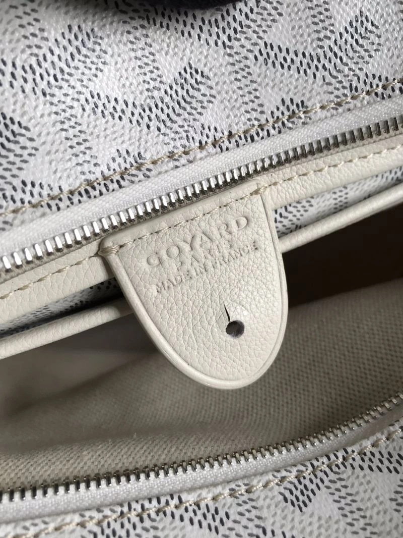 Budget-friendly Goyard Shopping Bags