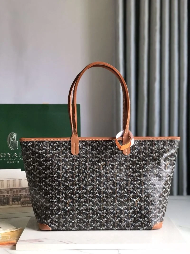 Goyard Shopping Bags
