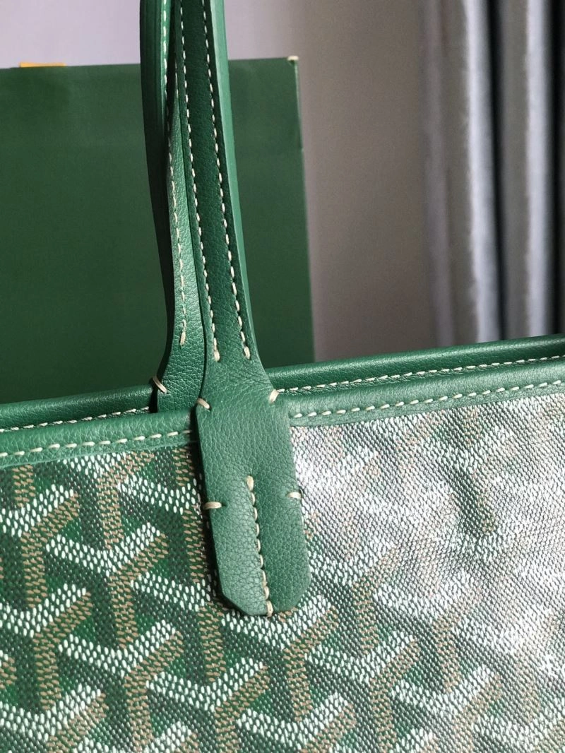 Indistinguishable Goyard Shopping Bags