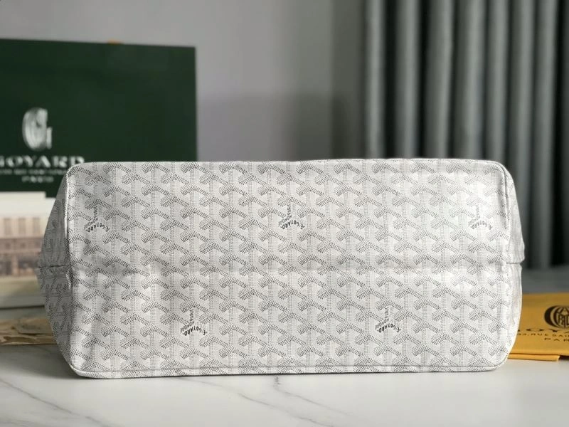 Inexpensive Goyard Shopping Bags