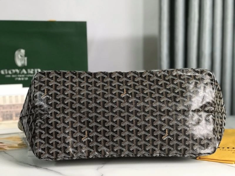 Low-cost Goyard Shopping Bags