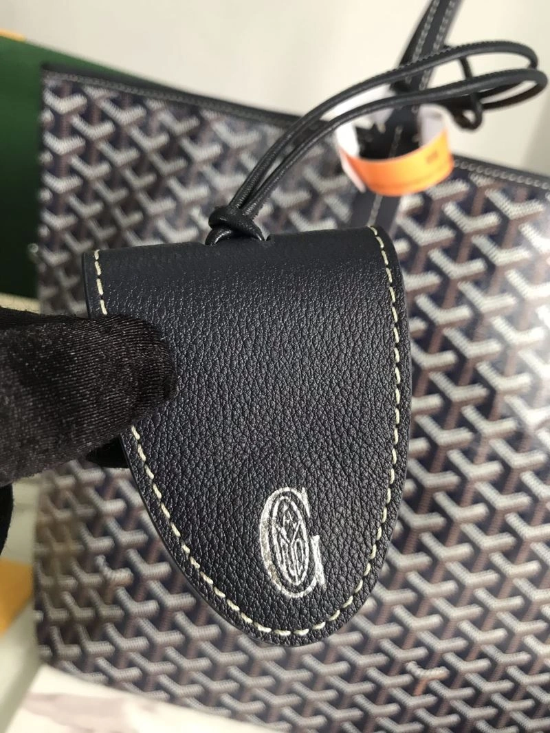Budget-friendly Goyard Shopping Bags
