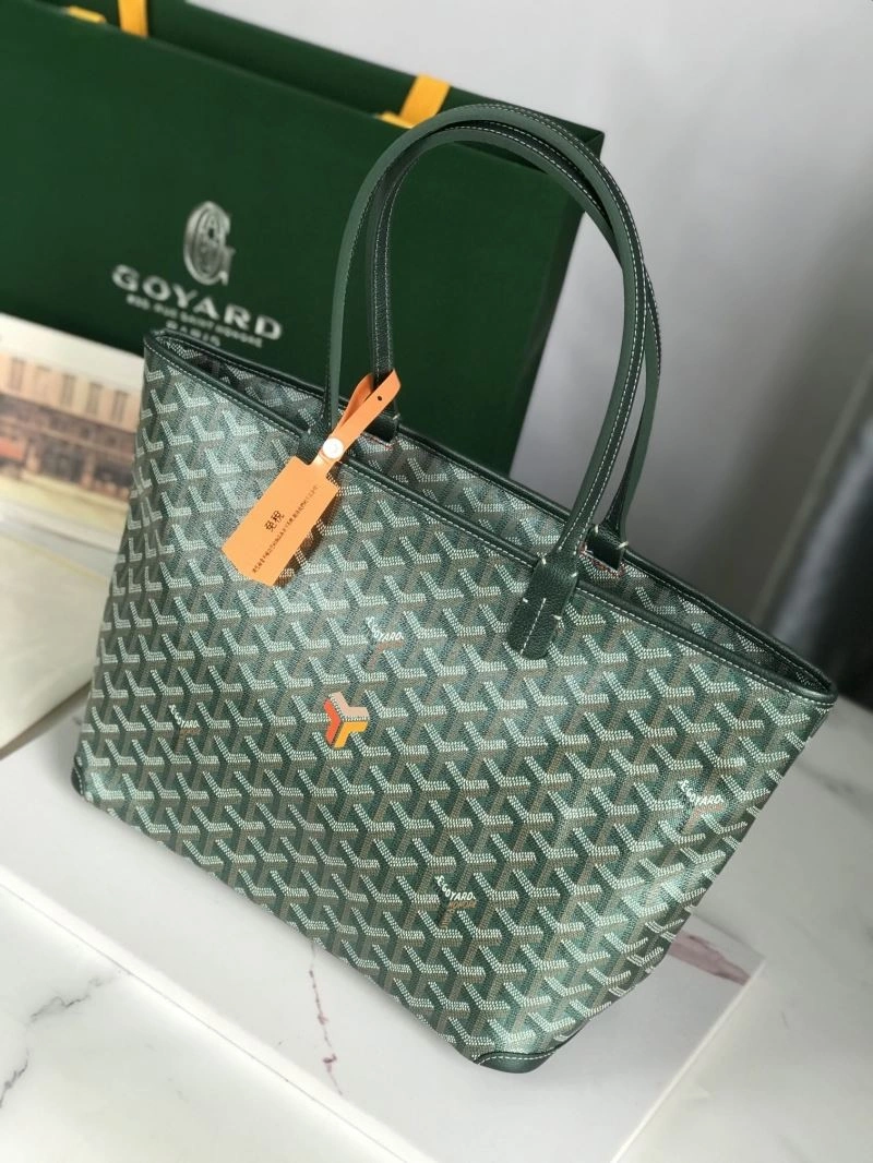 Value-priced Goyard Shopping Bags