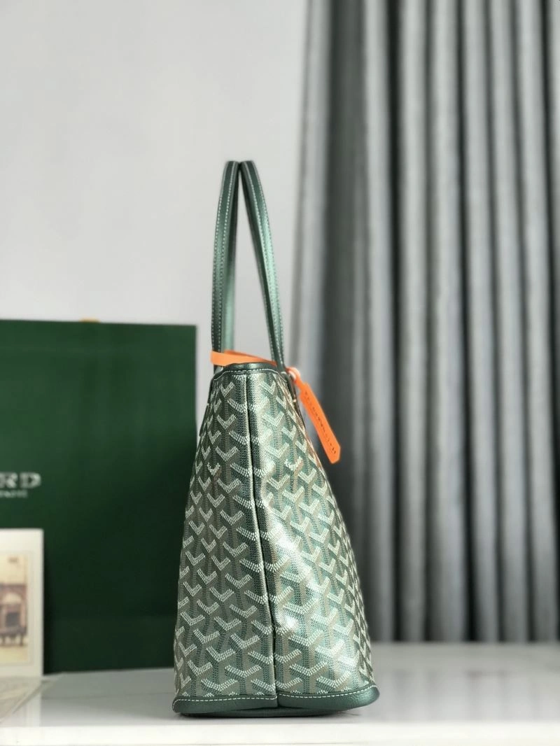 Value-priced Goyard Shopping Bags