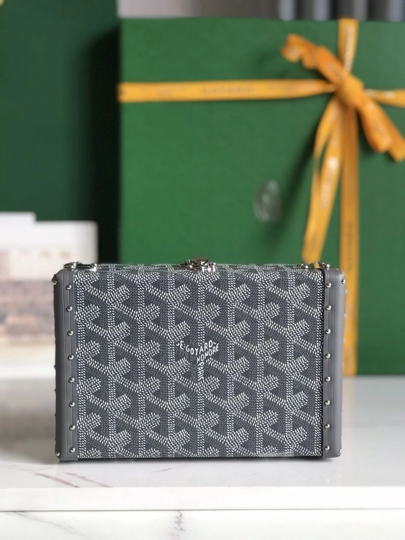 Indistinguishable Goyard Suitcase