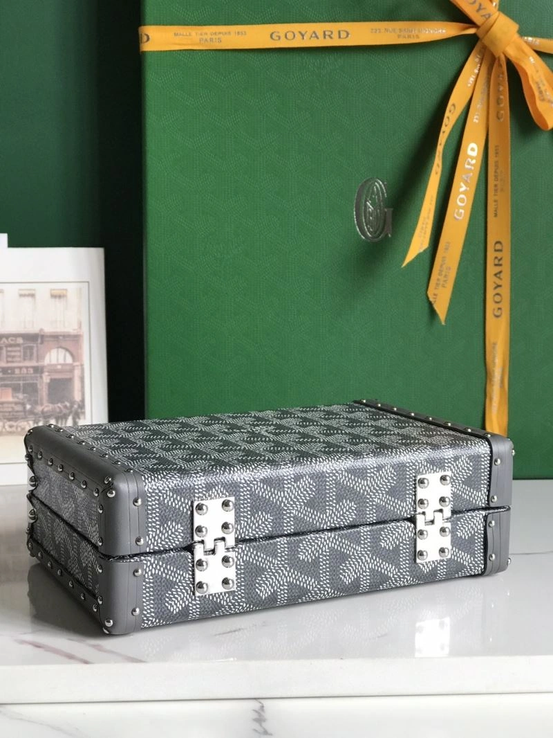 Indistinguishable Goyard Suitcase