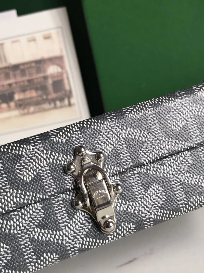 Indistinguishable Goyard Suitcase