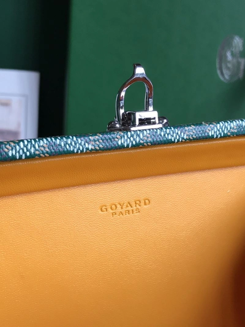 Factory-made Goyard Suitcase