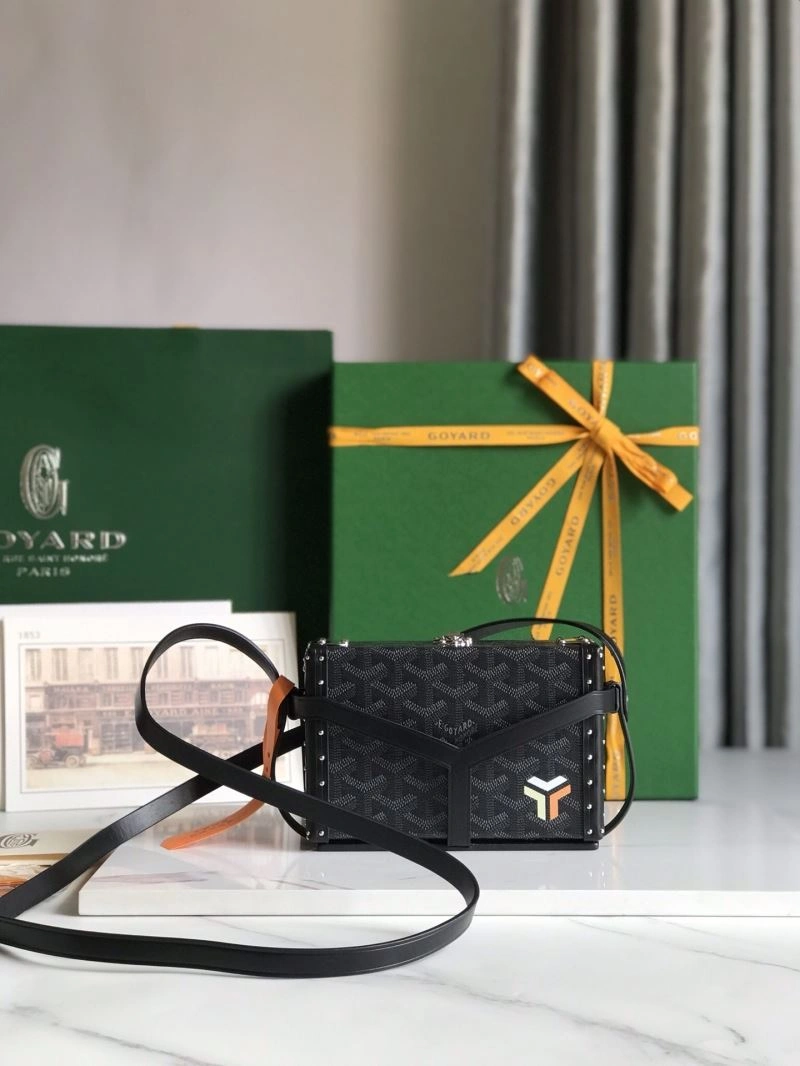 Goyard Suitcase