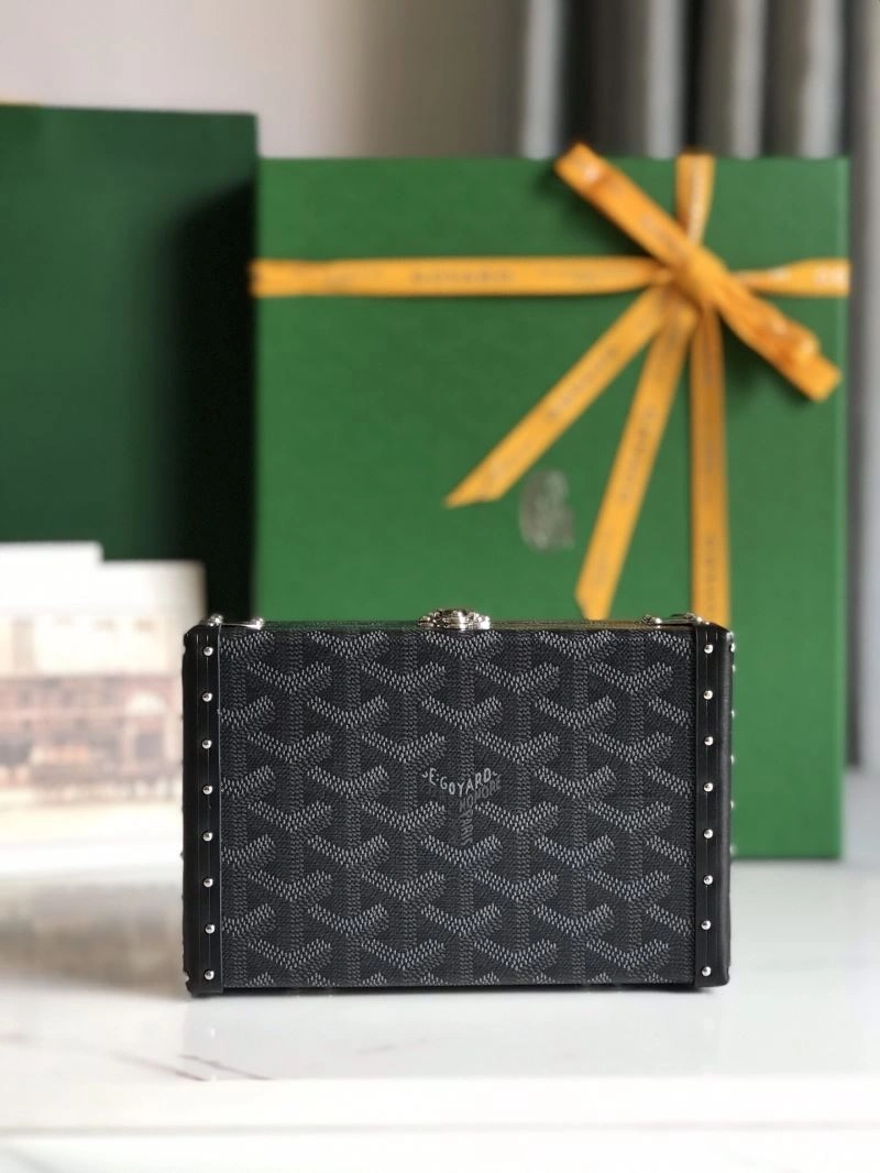 Perfect replica Goyard Suitcase