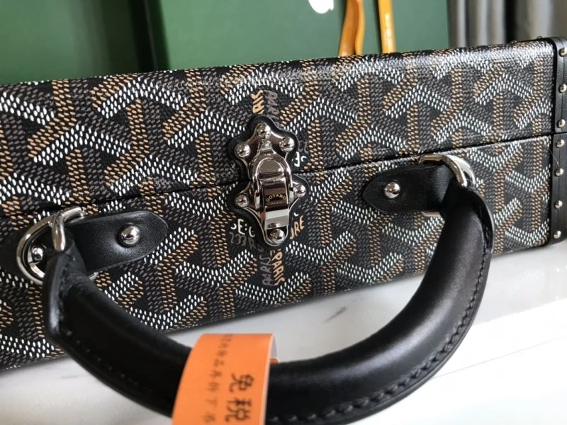 Reasonably priced Goyard Suitcase