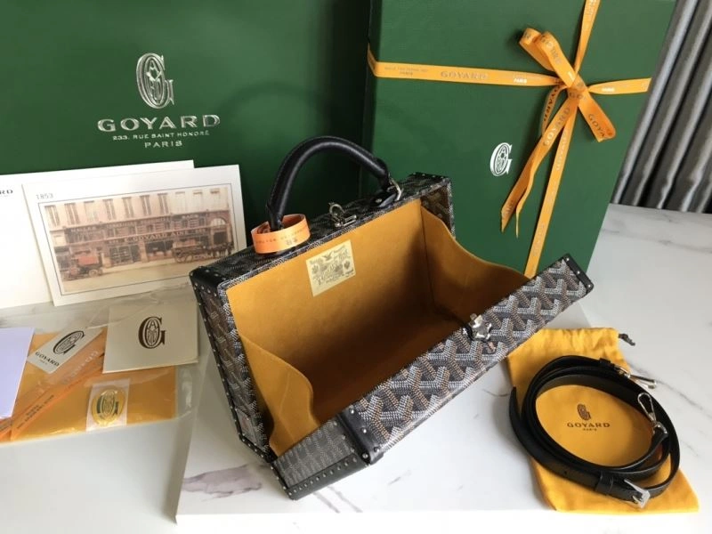 Reasonably priced Goyard Suitcase