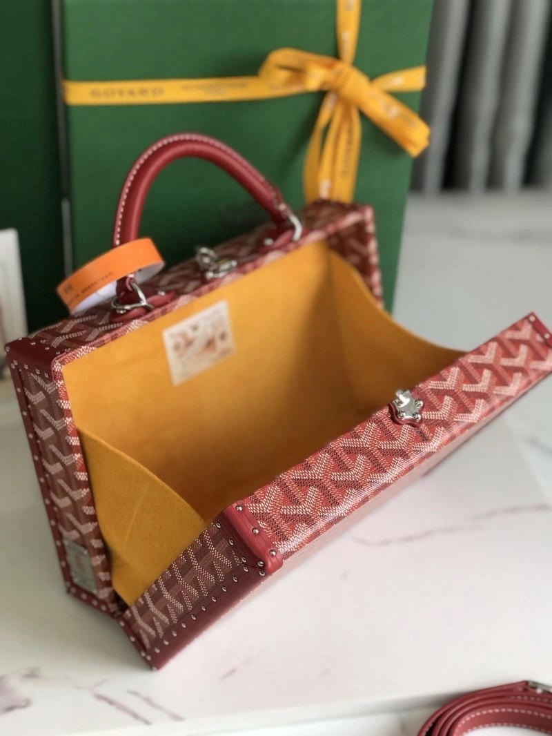 Cut-rate Goyard Suitcase