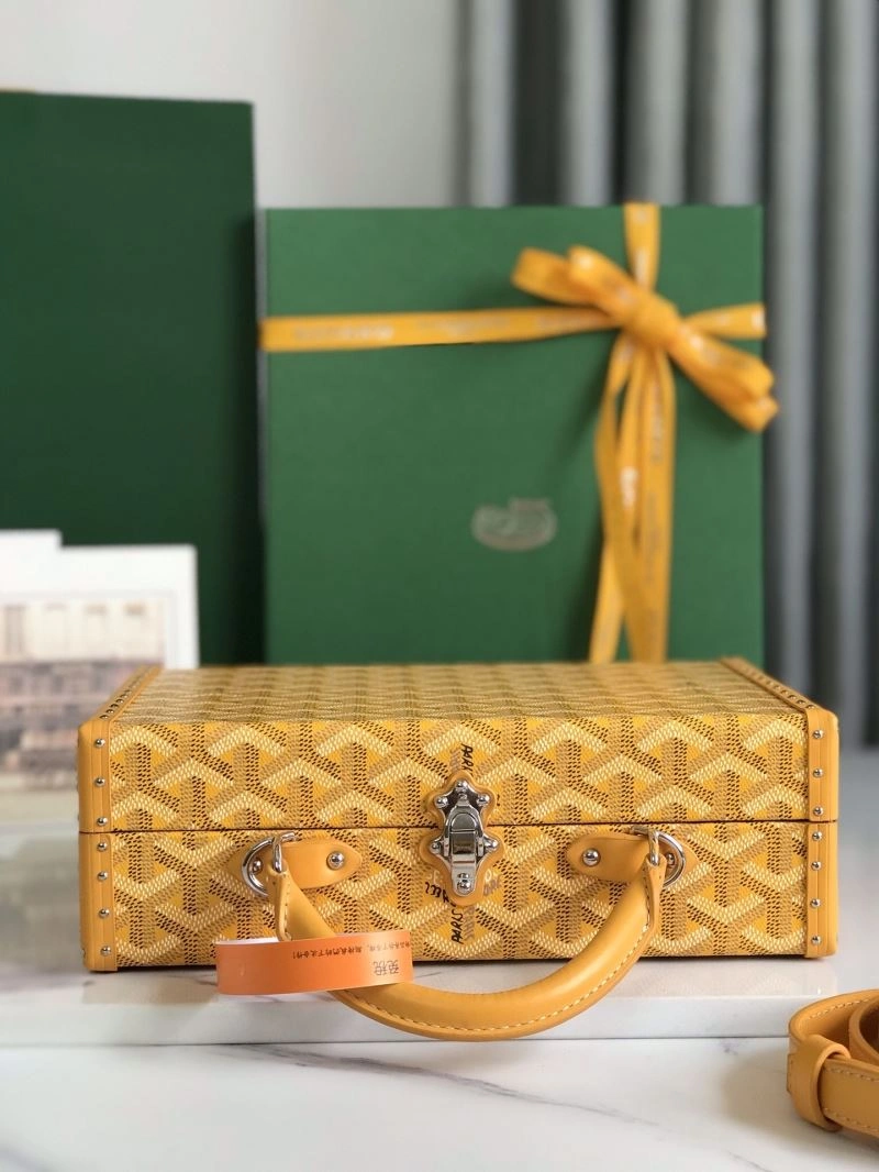 Reasonably priced Goyard Suitcase