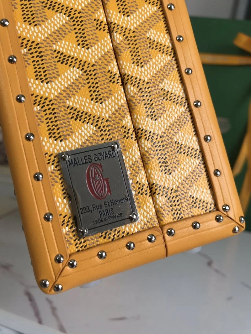 Reasonably priced Goyard Suitcase