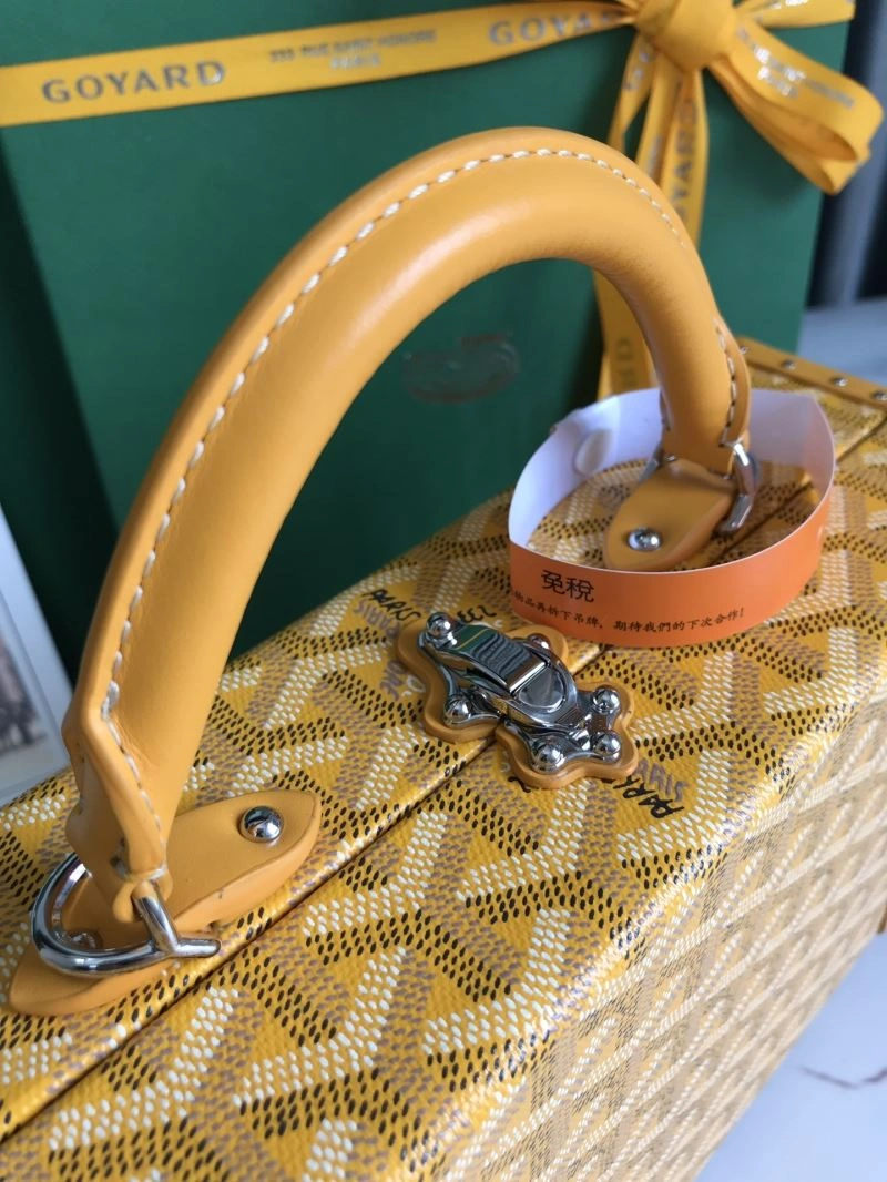 Reasonably priced Goyard Suitcase