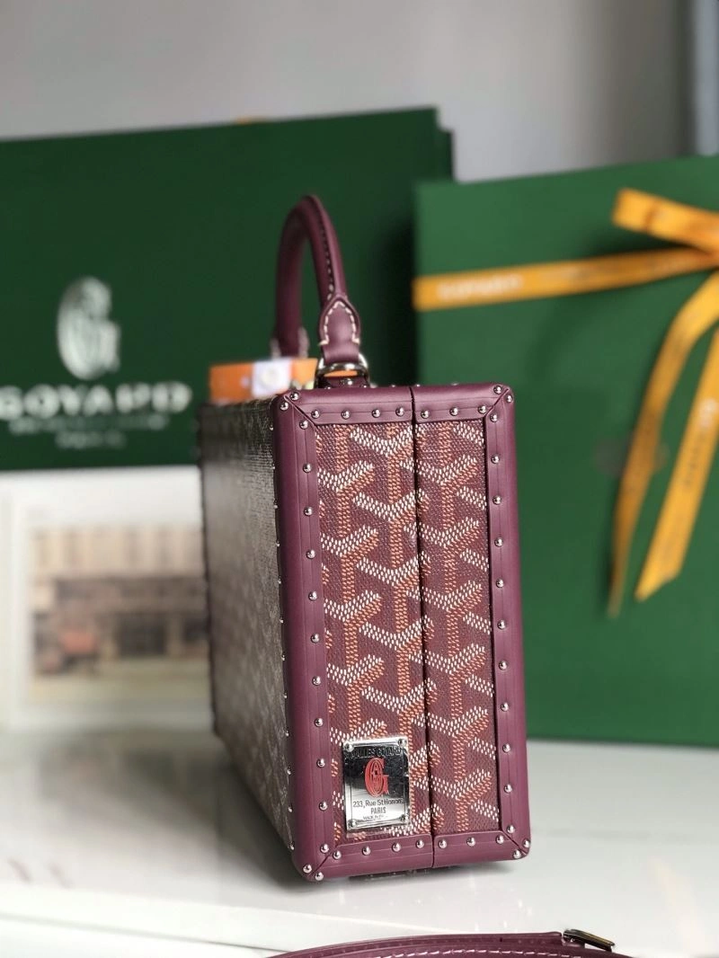 Low-cost Goyard Suitcase