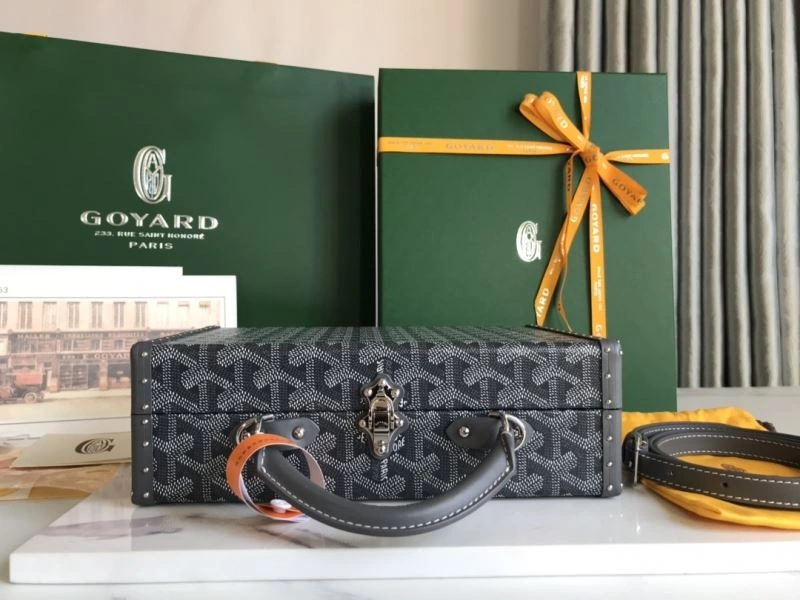 Economical Goyard Suitcase