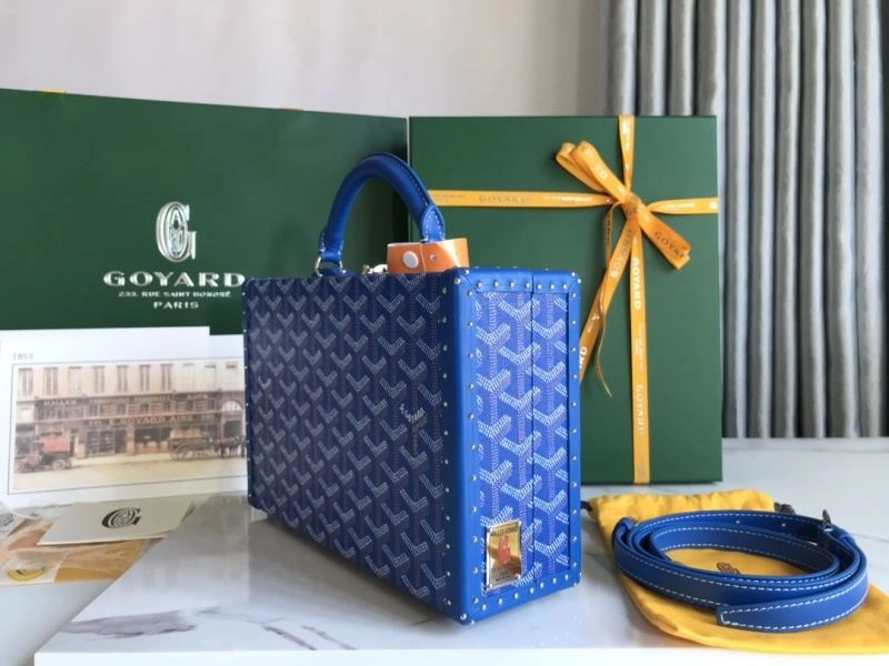 Inexpensive Goyard Suitcase