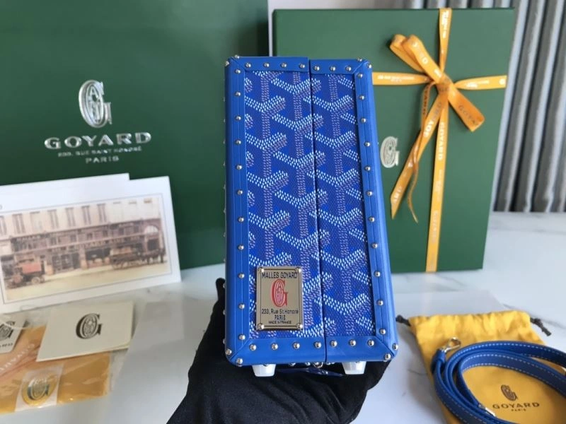 Inexpensive Goyard Suitcase