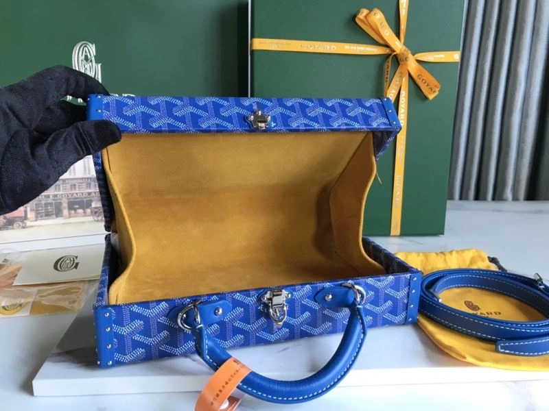 Inexpensive Goyard Suitcase