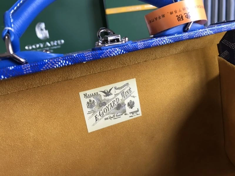 Inexpensive Goyard Suitcase