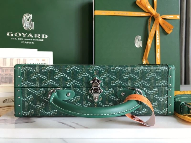 Budget-friendly Goyard Suitcase
