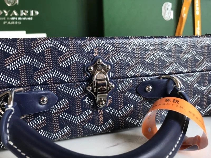 Budget-friendly Goyard Suitcase