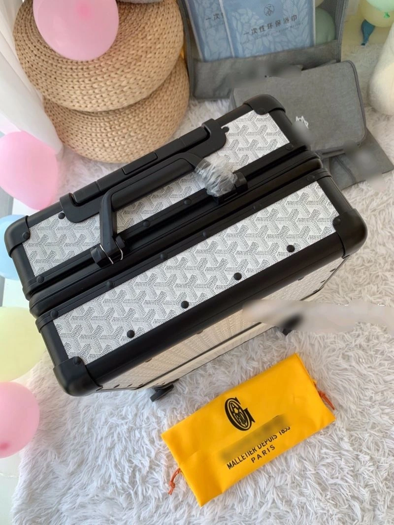 Legit Goyard Suitcase