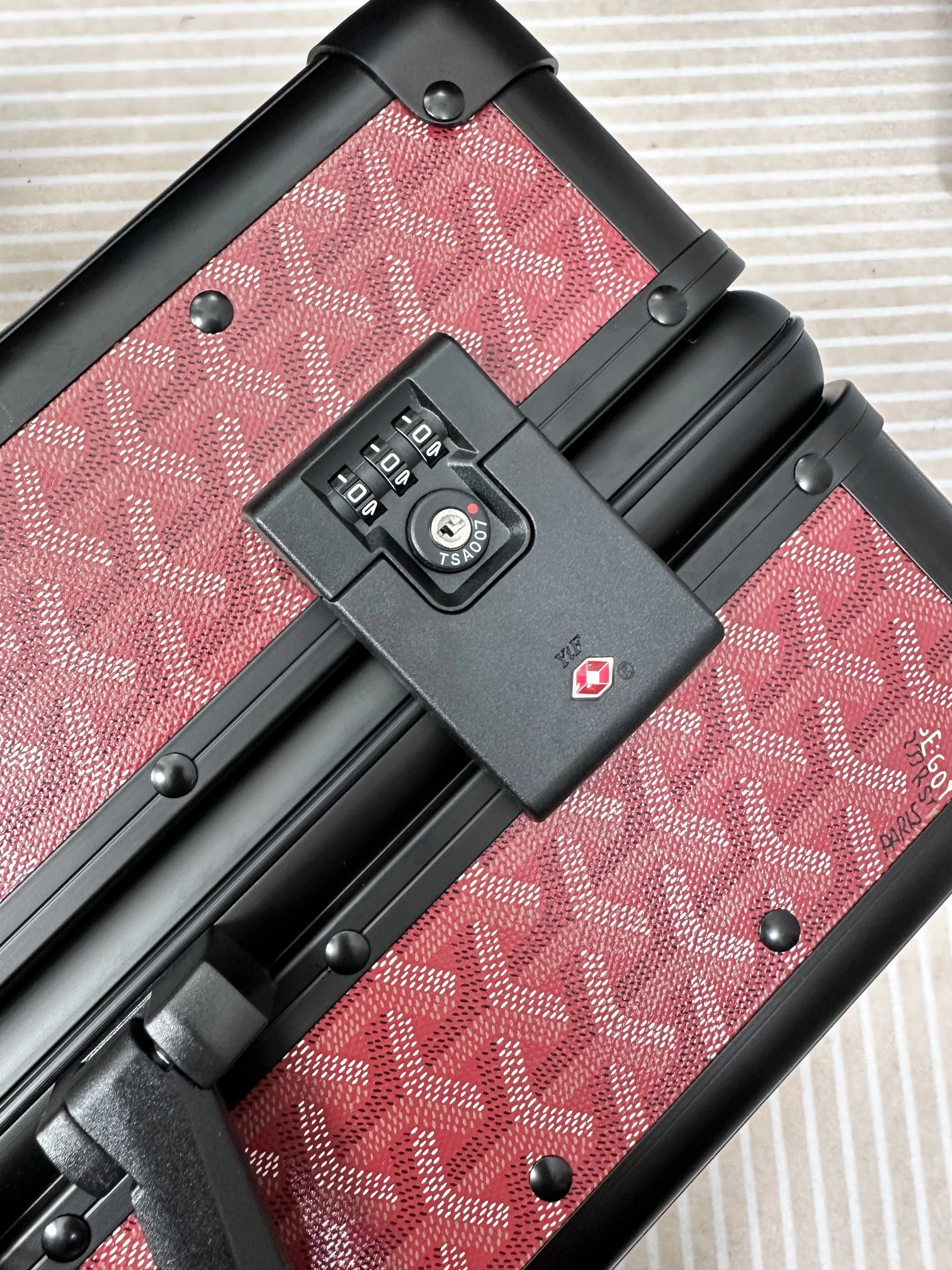 Cut-rate Goyard Suitcase