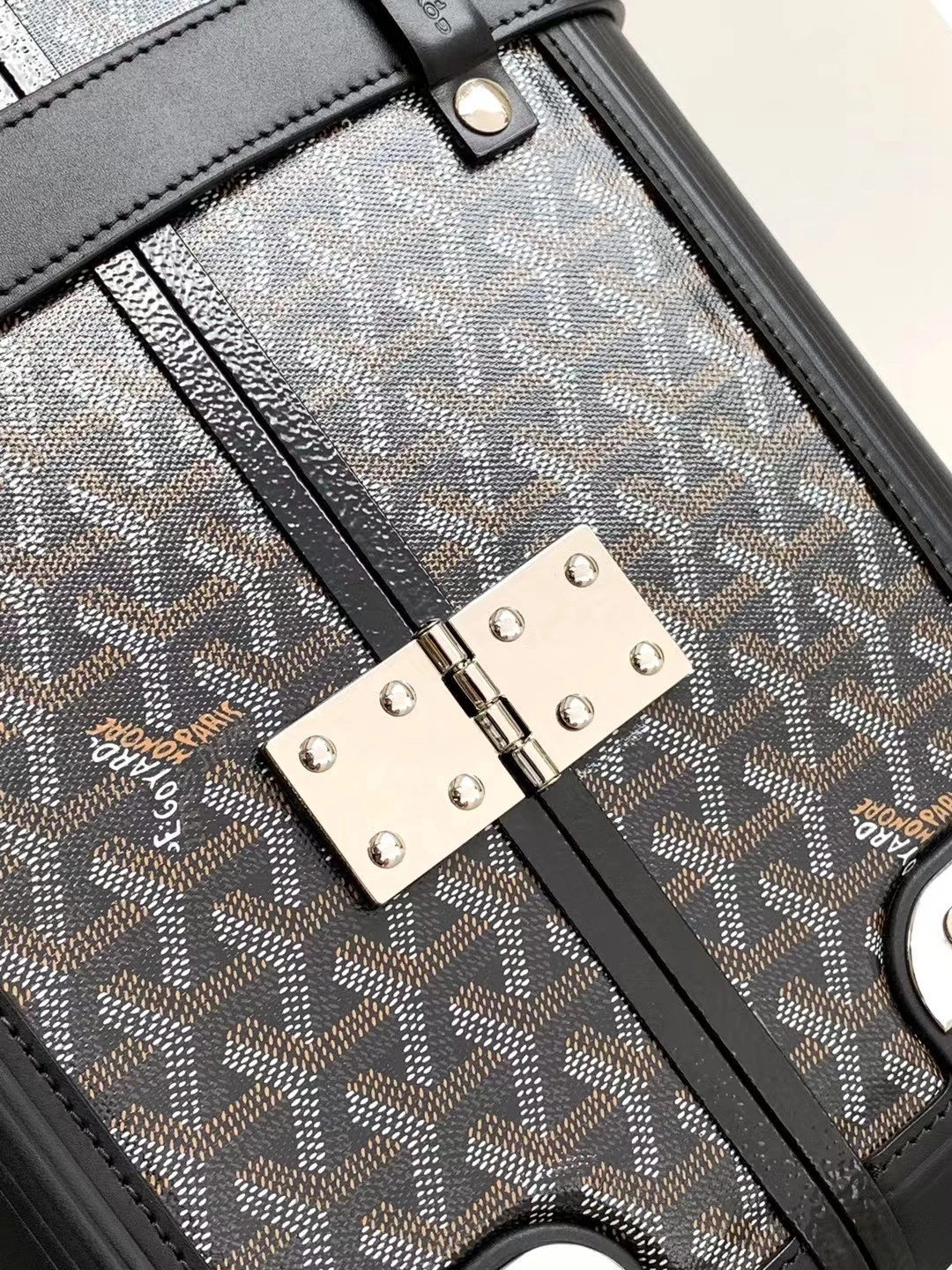 Bargain Goyard Suitcase