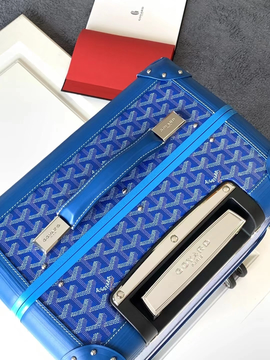 Factory-made Goyard Suitcase
