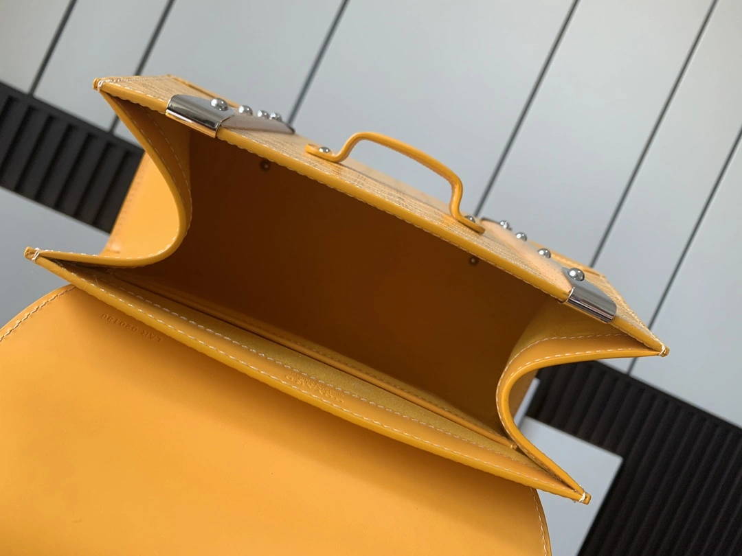 Indistinguishable Goyard Top Handle Bags
