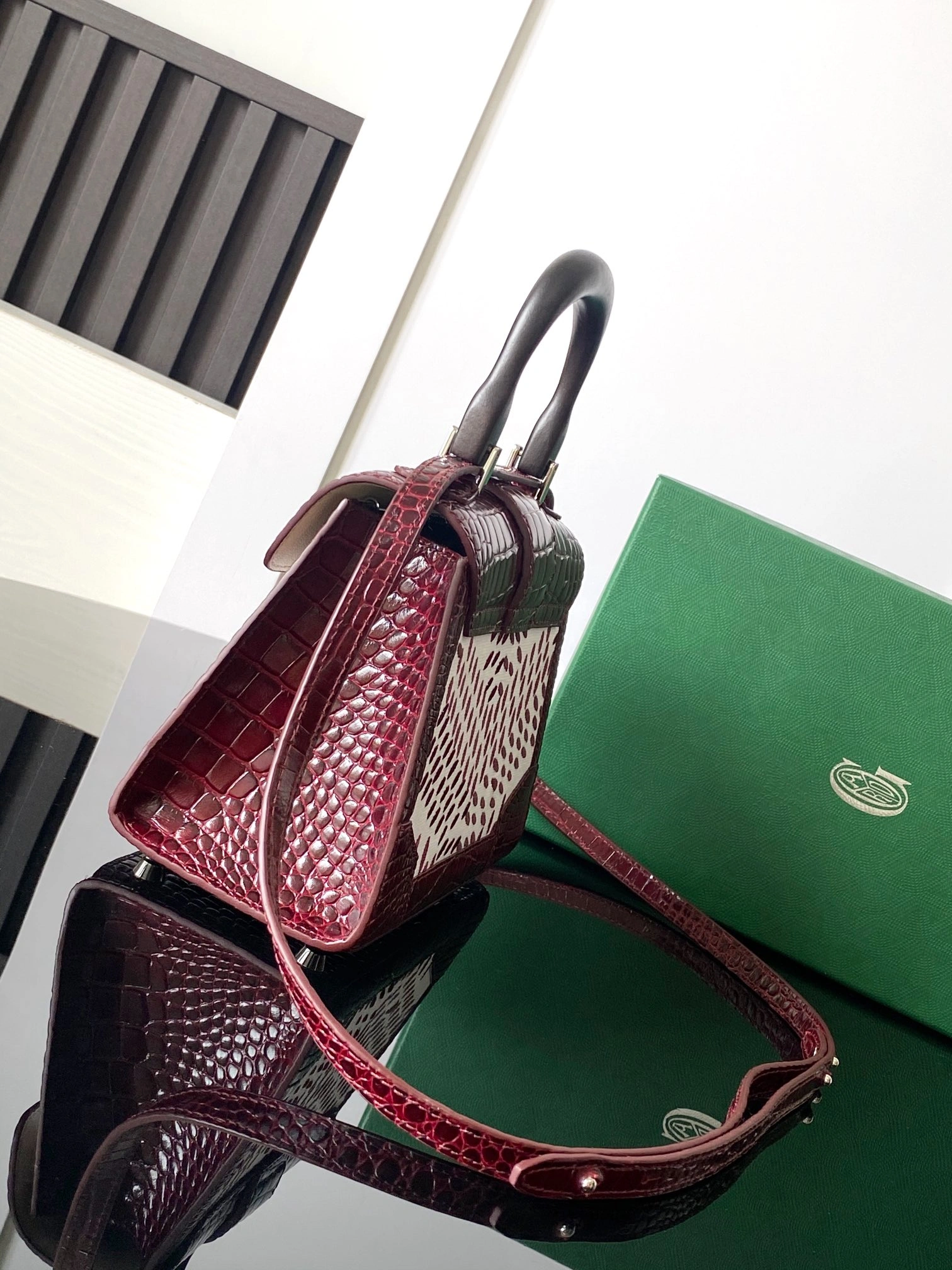 Brand-original Goyard Top Handle Bags
