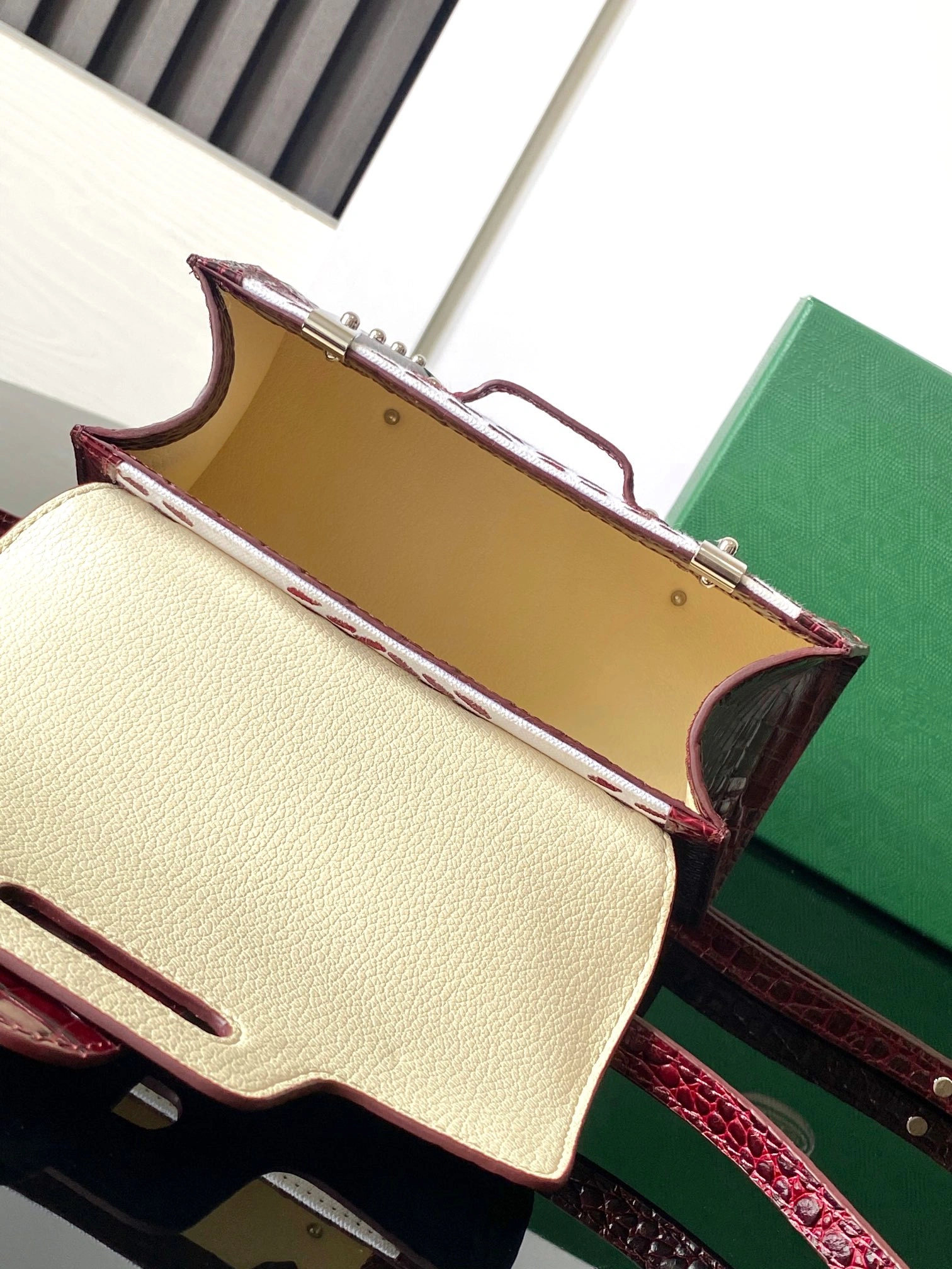 Brand-original Goyard Top Handle Bags