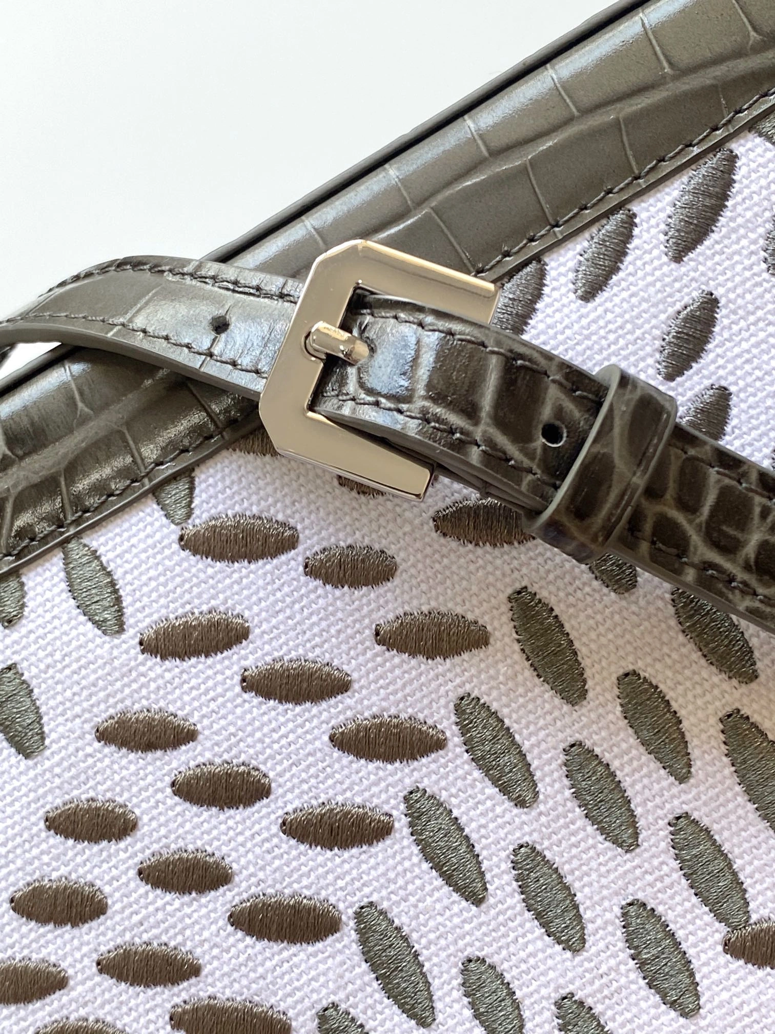 Legit Goyard Top Handle Bags