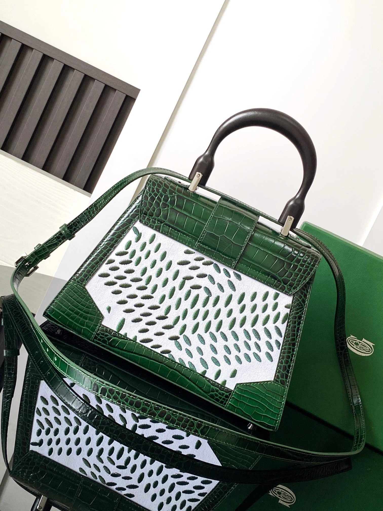 Bargain Goyard Top Handle Bags