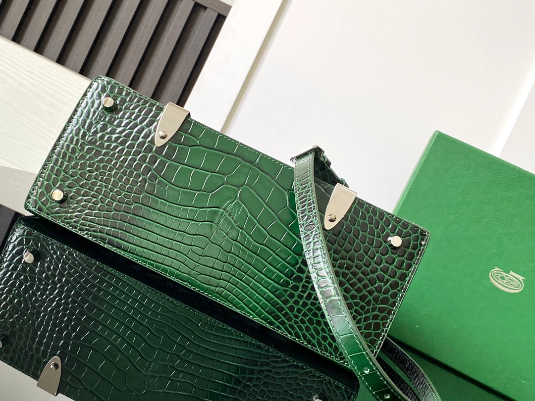 Bargain Goyard Top Handle Bags