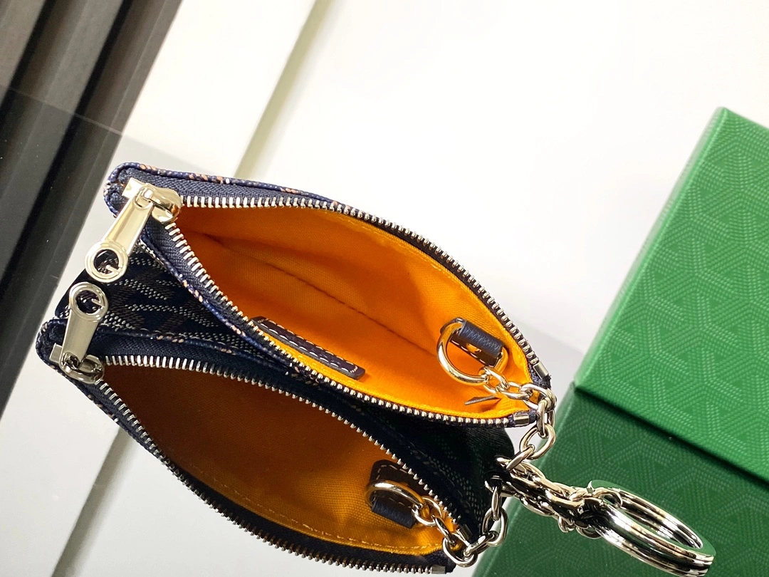 Low-cost Goyard Wallets