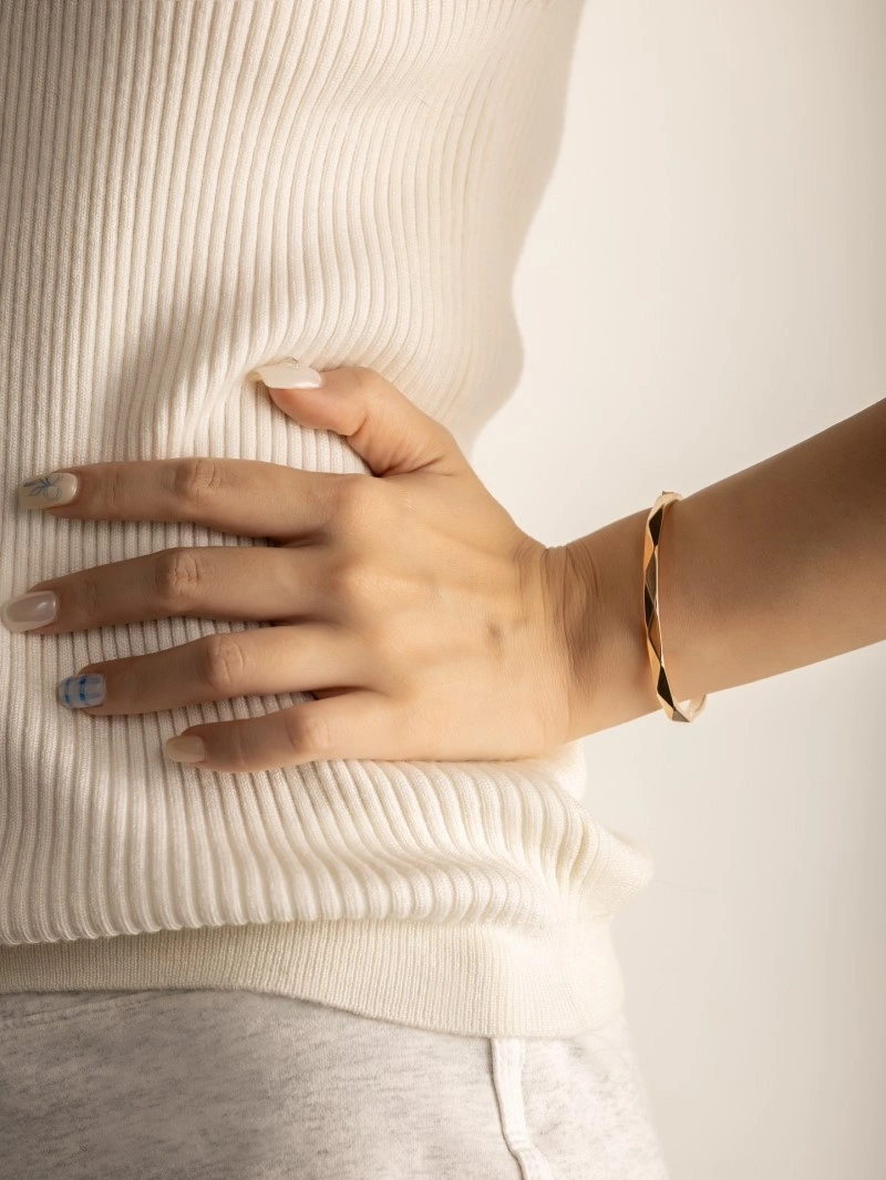 Cut-rate Graff Bracelets