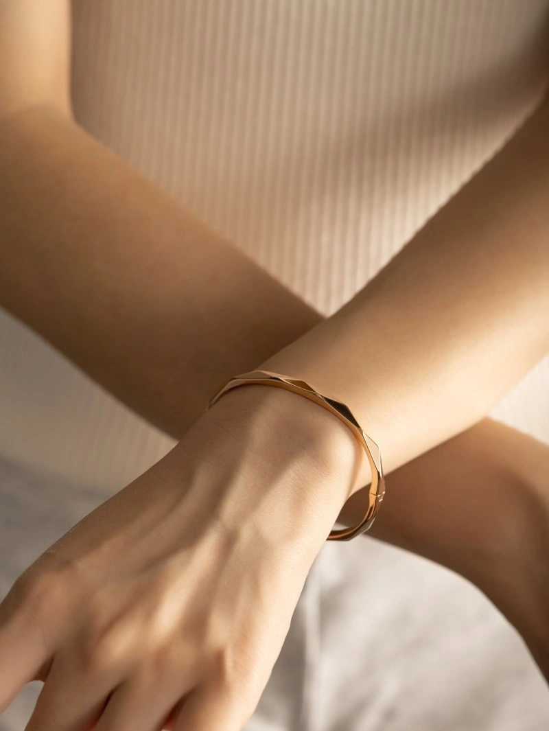 Cut-rate Graff Bracelets